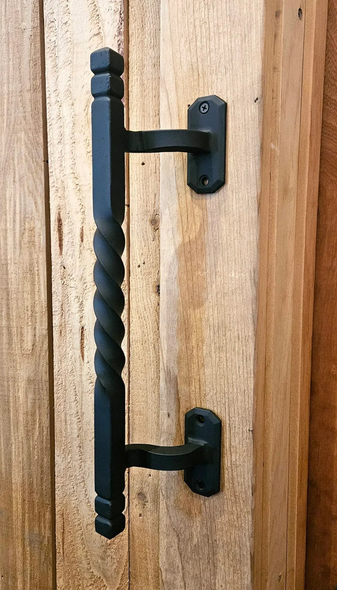 Offset Twisted Door Pull
