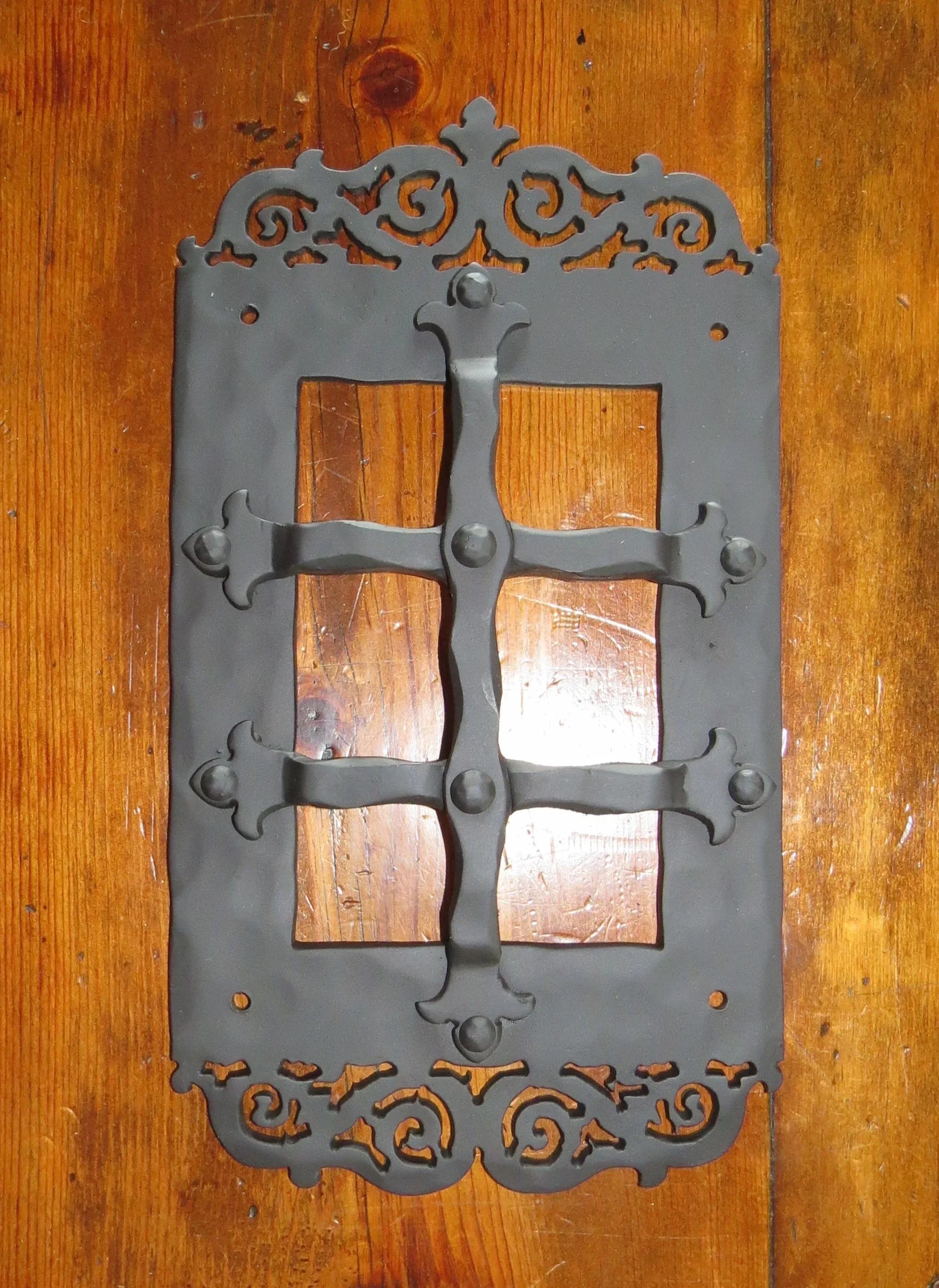 Gothic Cathedral Iron Speakeasy Grill – Old West Iron