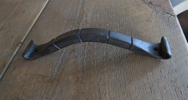 Federal Iron Cabinet Handle – Old West Iron