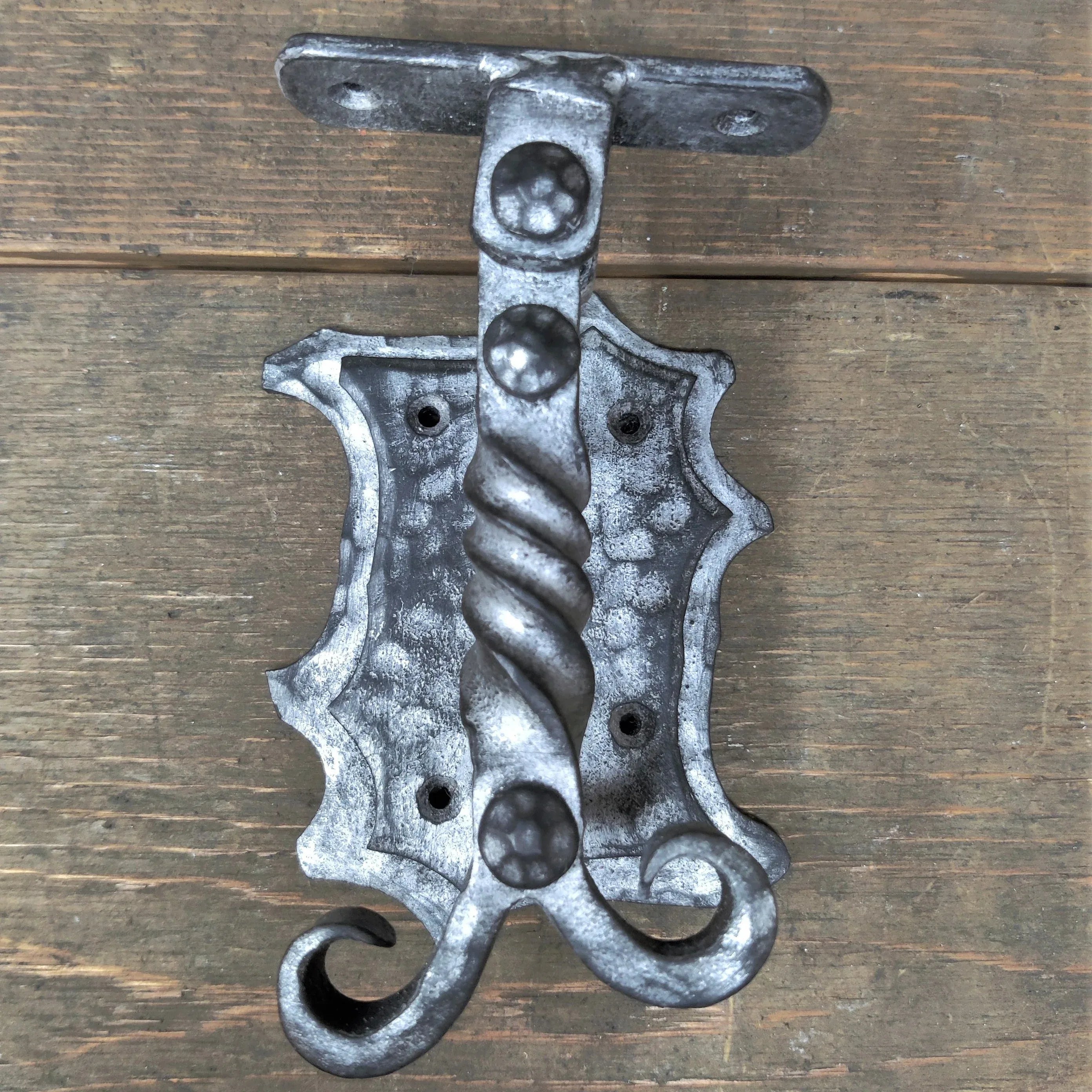 Nordic Iron Handrail Bracket