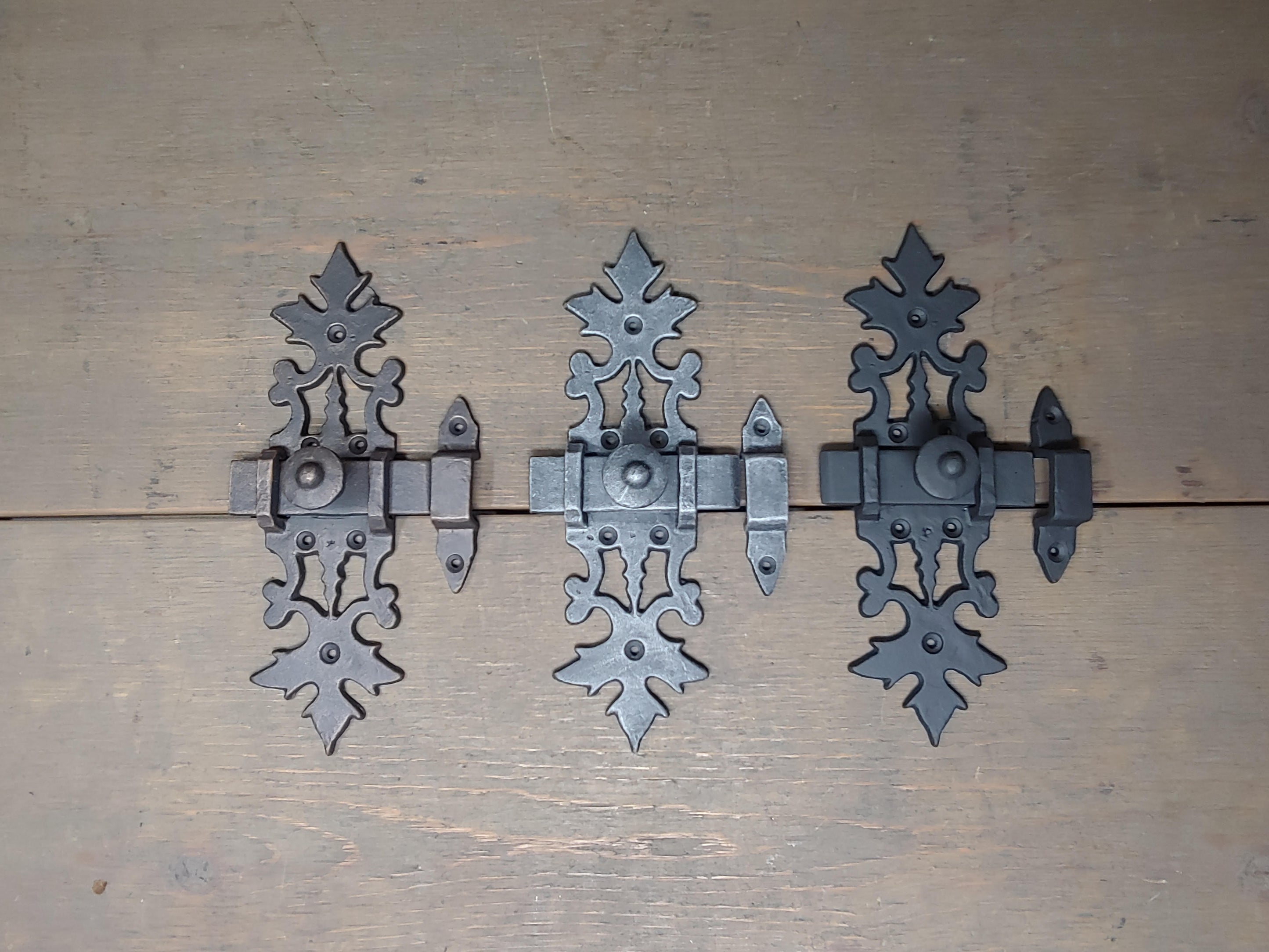 Roman Acanthus Iron Latch